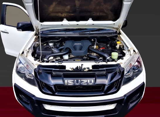 ISUZU KB 300 DOUBLE CAB 4X2 MIDNITE EDITION NR 145 OF 500 RELEASED ...